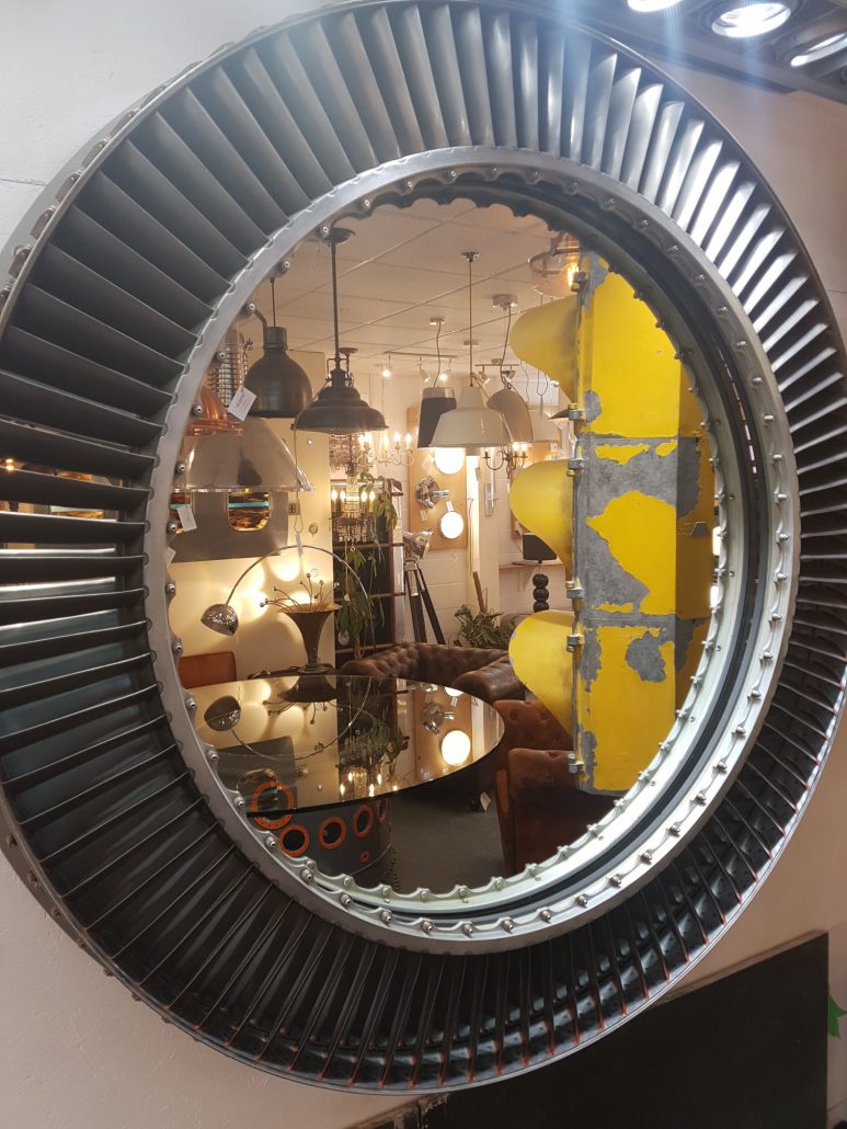 Turbine Fan Mirror - 747