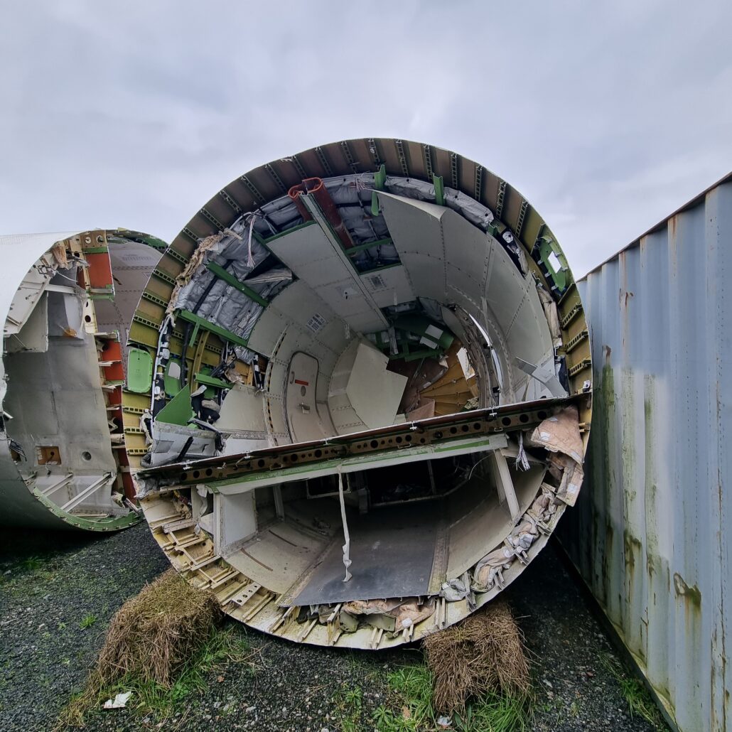 Boeing 737 Fuselage Tail Section from GB Salvage